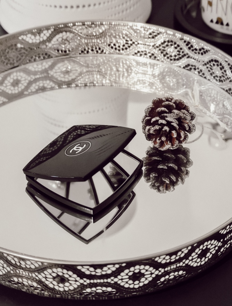 Miroir Chanel double facettes : unboxing de l'emballage et présentation